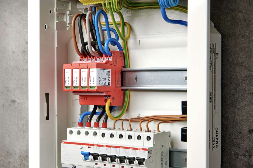 DEHNguard MP surge arrester | DEHN